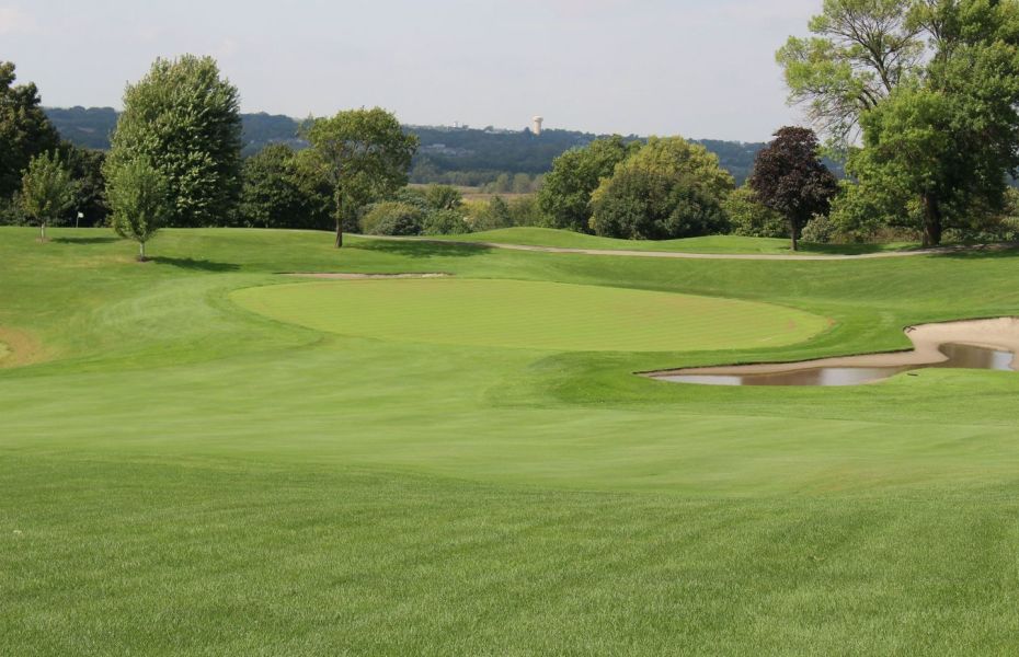 Hyperion Field Club | Perklee